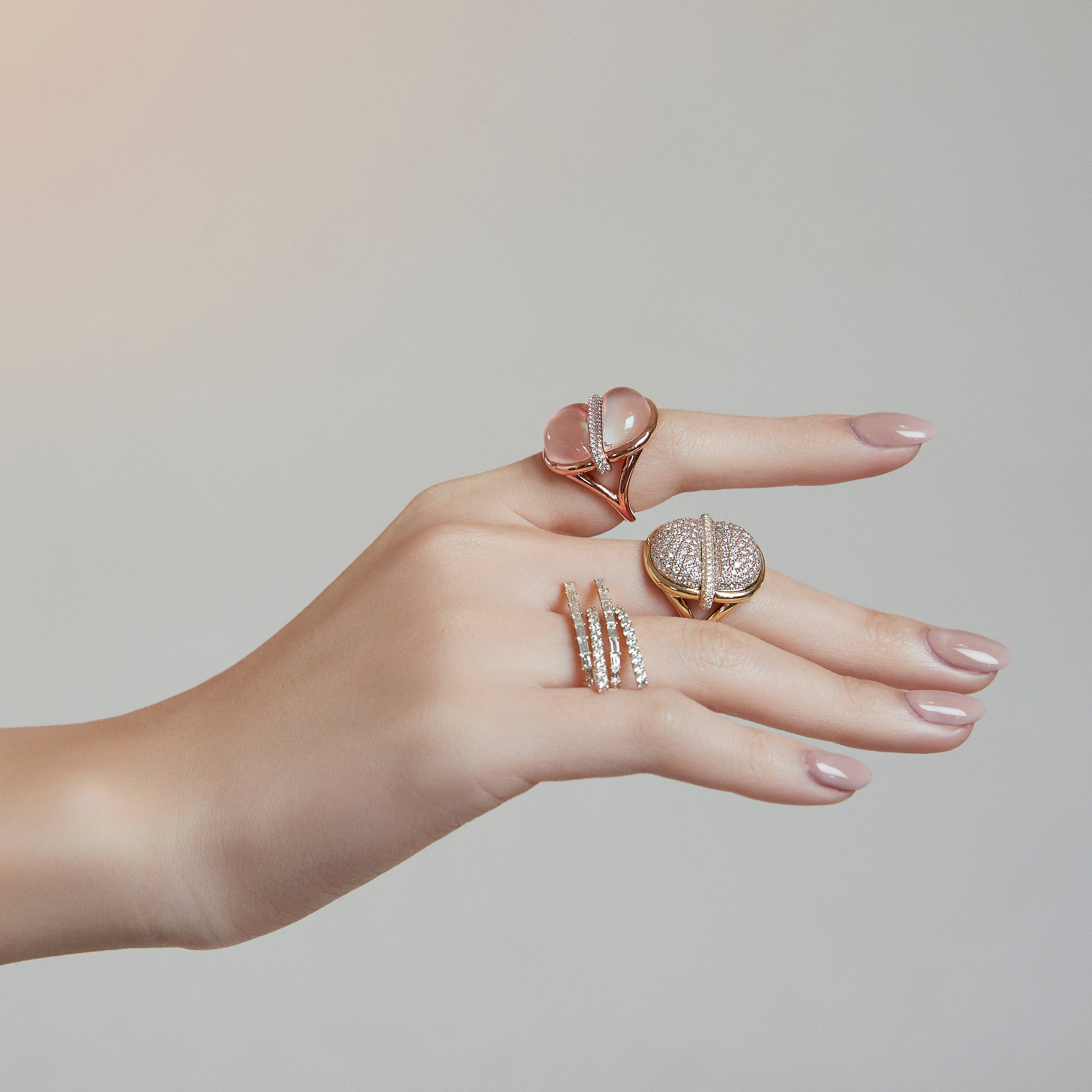 Amrita Large Round Ring in Full Diamonds – MARCELINE PARIS