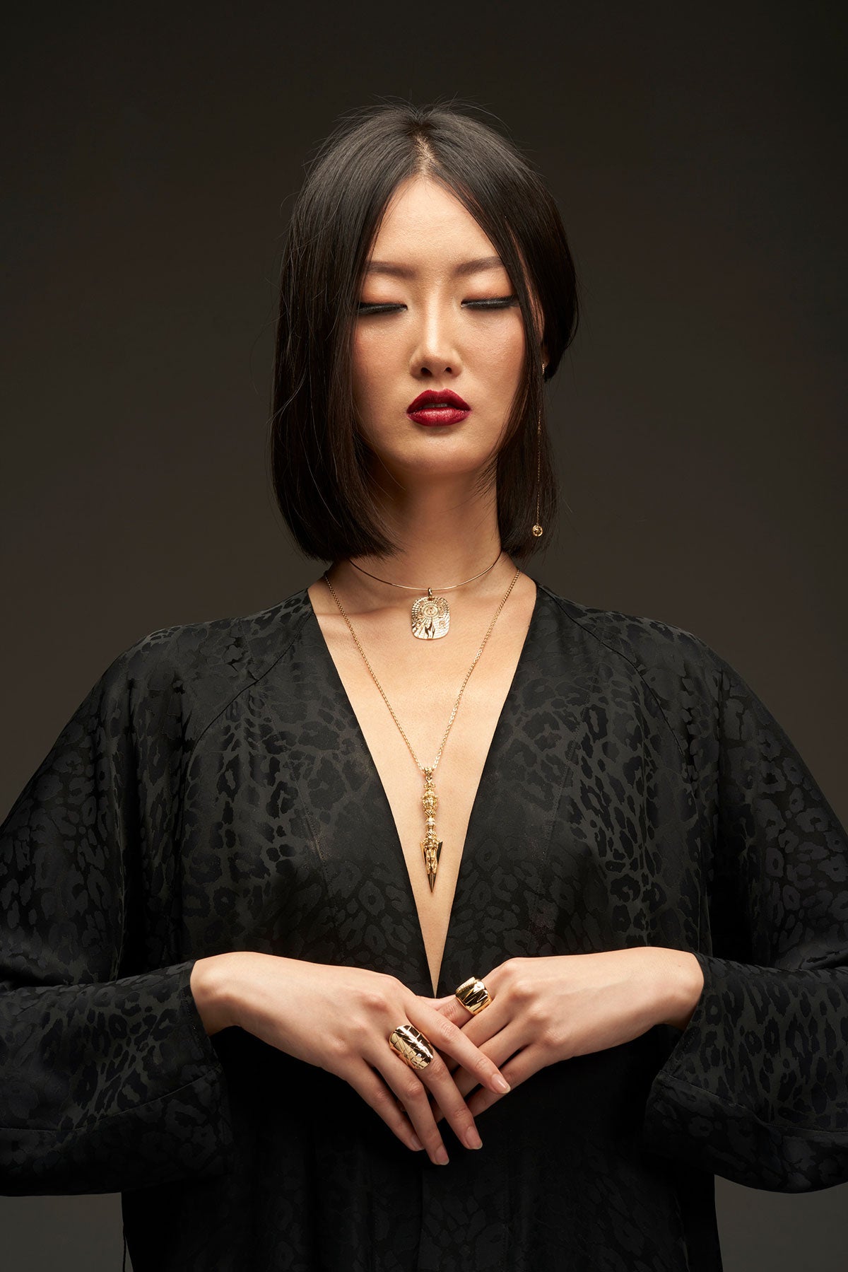 Phurba Necklace in 18K Yellow Gold and Diamonds with Dharma Wheel ...
